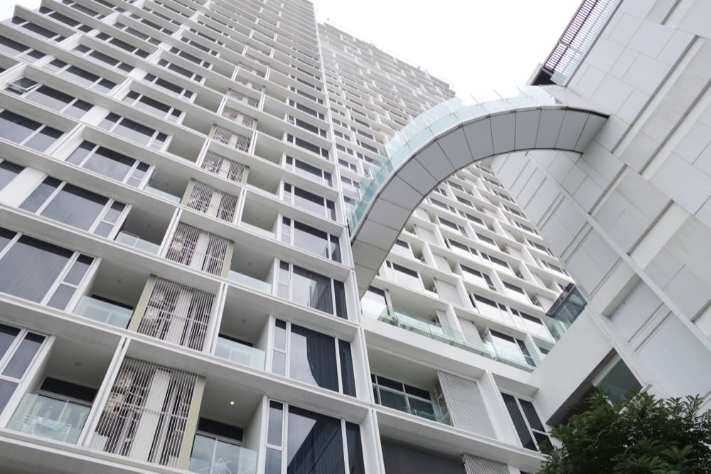 曼谷飯店推薦｜Siamese Exclusive 42曼谷公寓式飯店，近BTS兩房一廳，有廚房、客廳、餐桌、洗衣機、小陽台，方便舒適像家一樣 ...